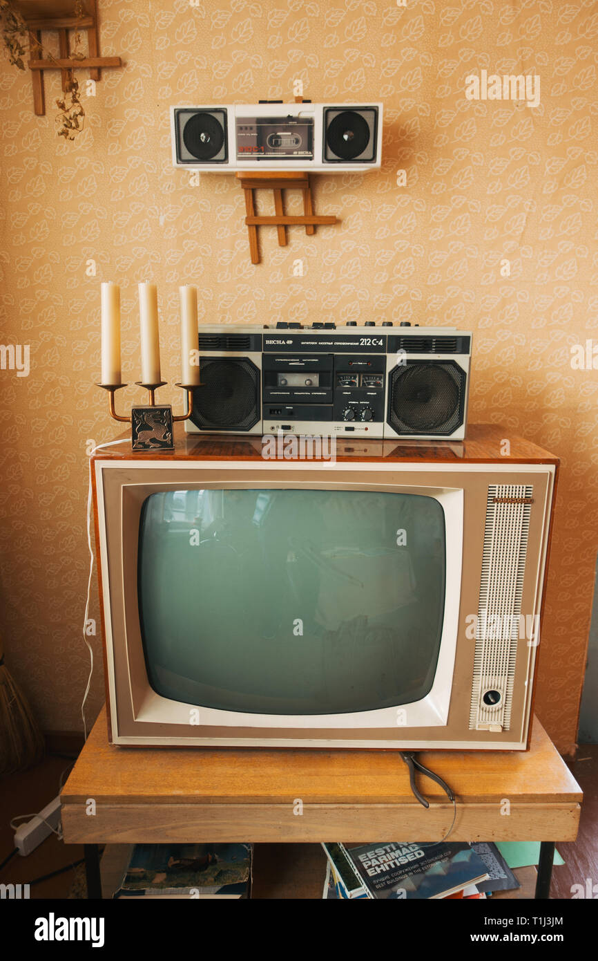 70s Living Room Tv Middle Class Living Room 1970s Black And White