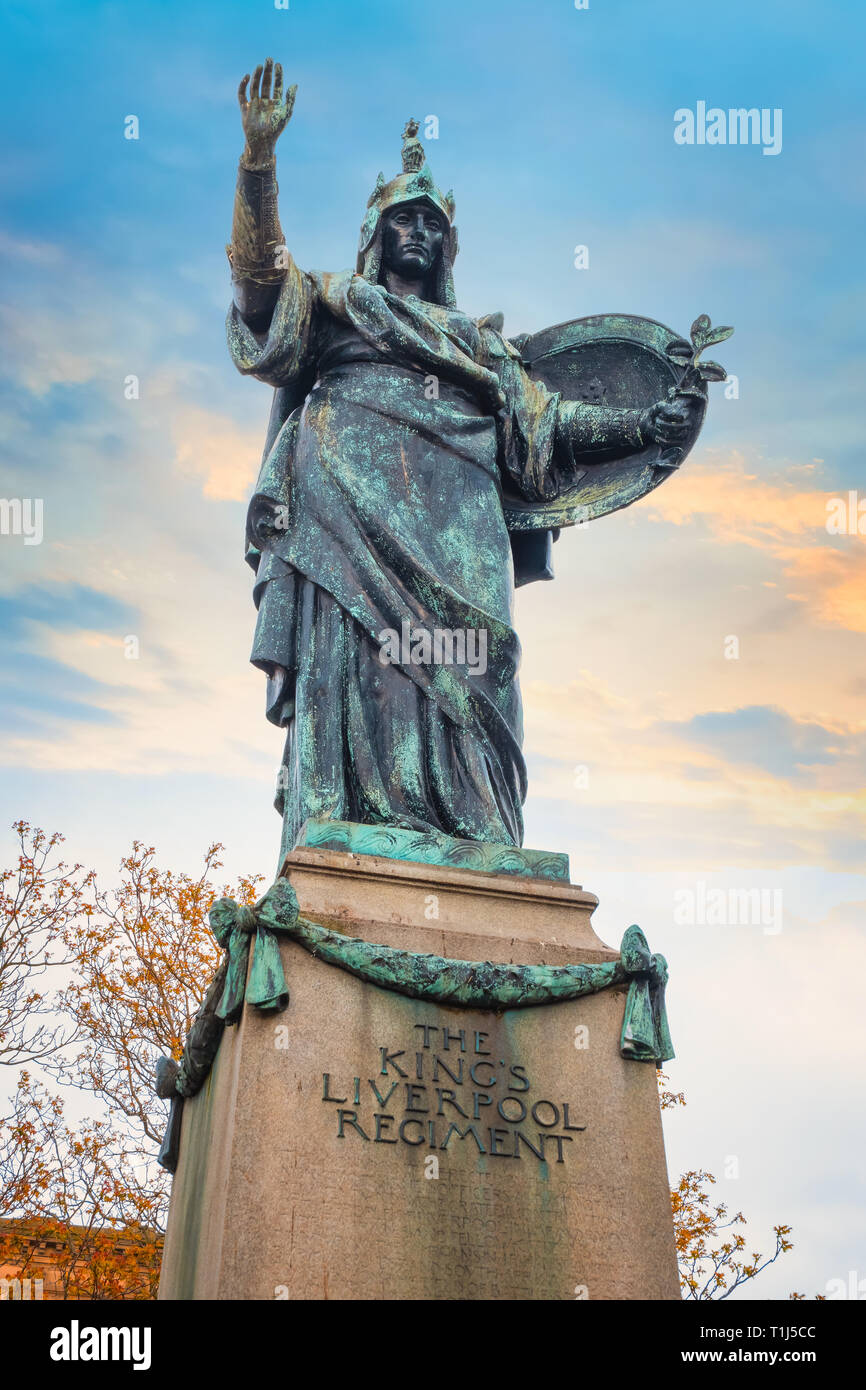 Liverpool kings regiment memorial gardens hi-res stock photography and ...