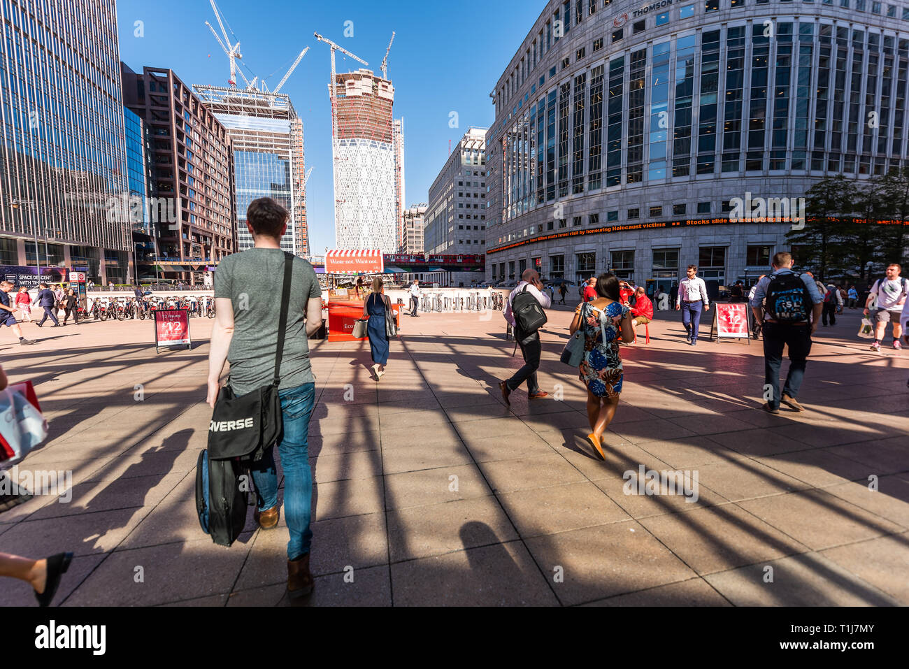 London, UK - June 26, 2018: People crowd commuters on rush hour outside ...