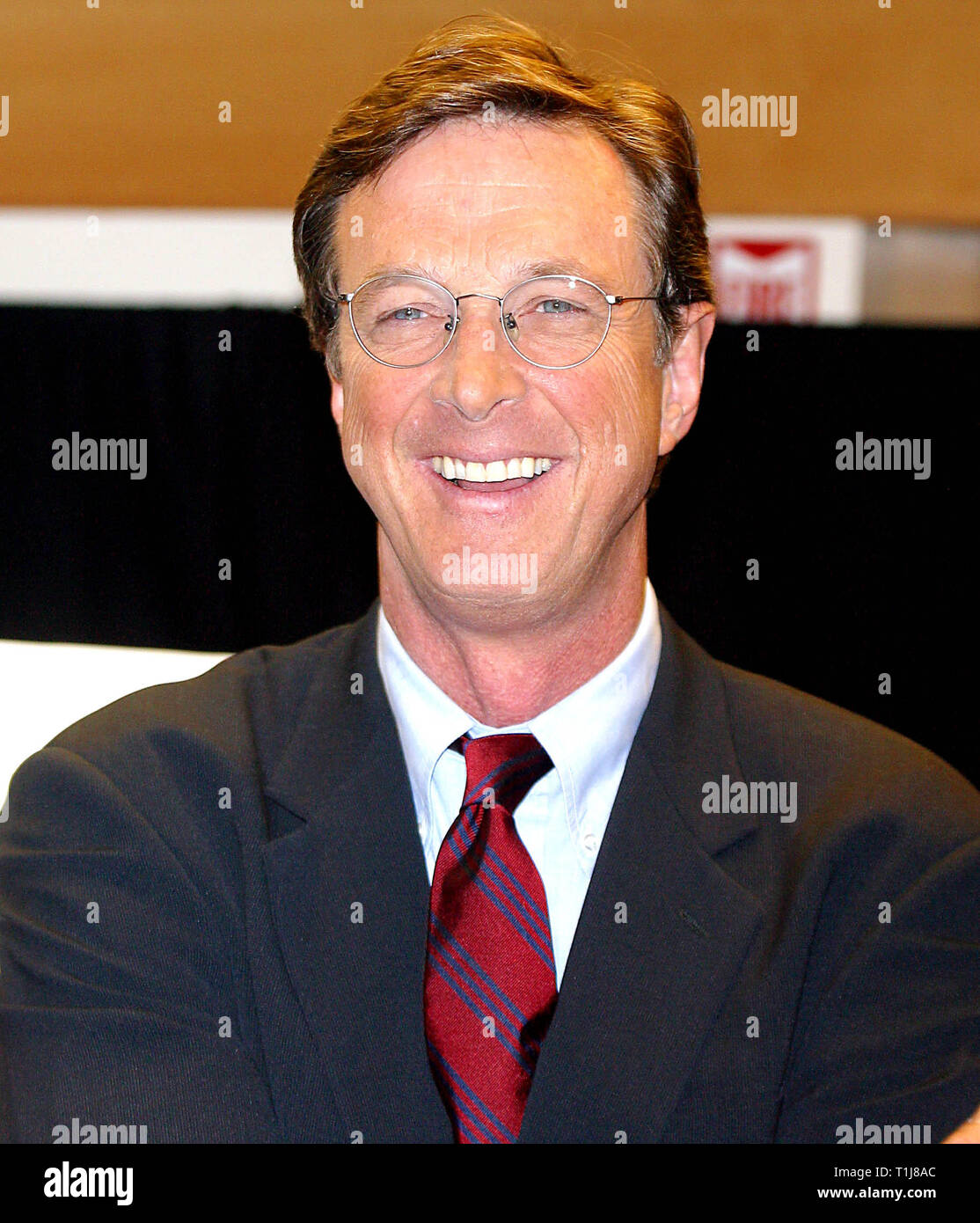 Michael crichton author hi-res stock photography and images - Alamy