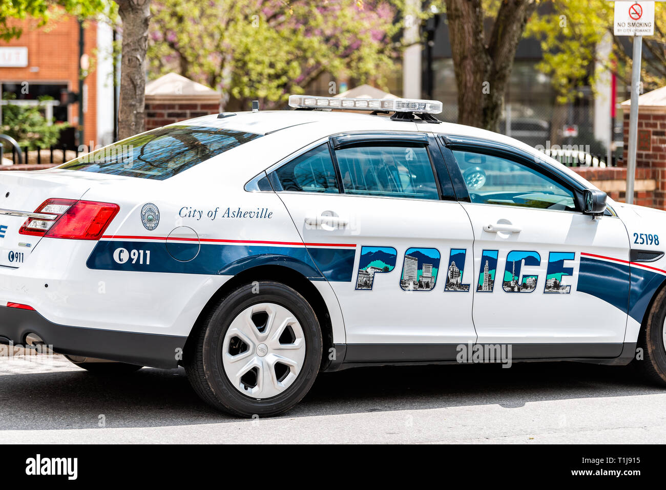 North carolina department of public safety hi-res stock photography and ...