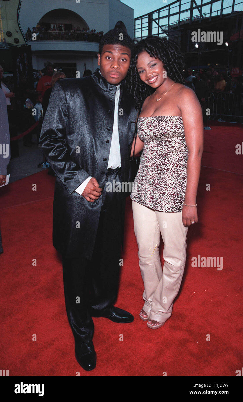 LOS ANGELES, CA - July 22, 1999: Actor CAL MITCHELL & girlfriend at the ...