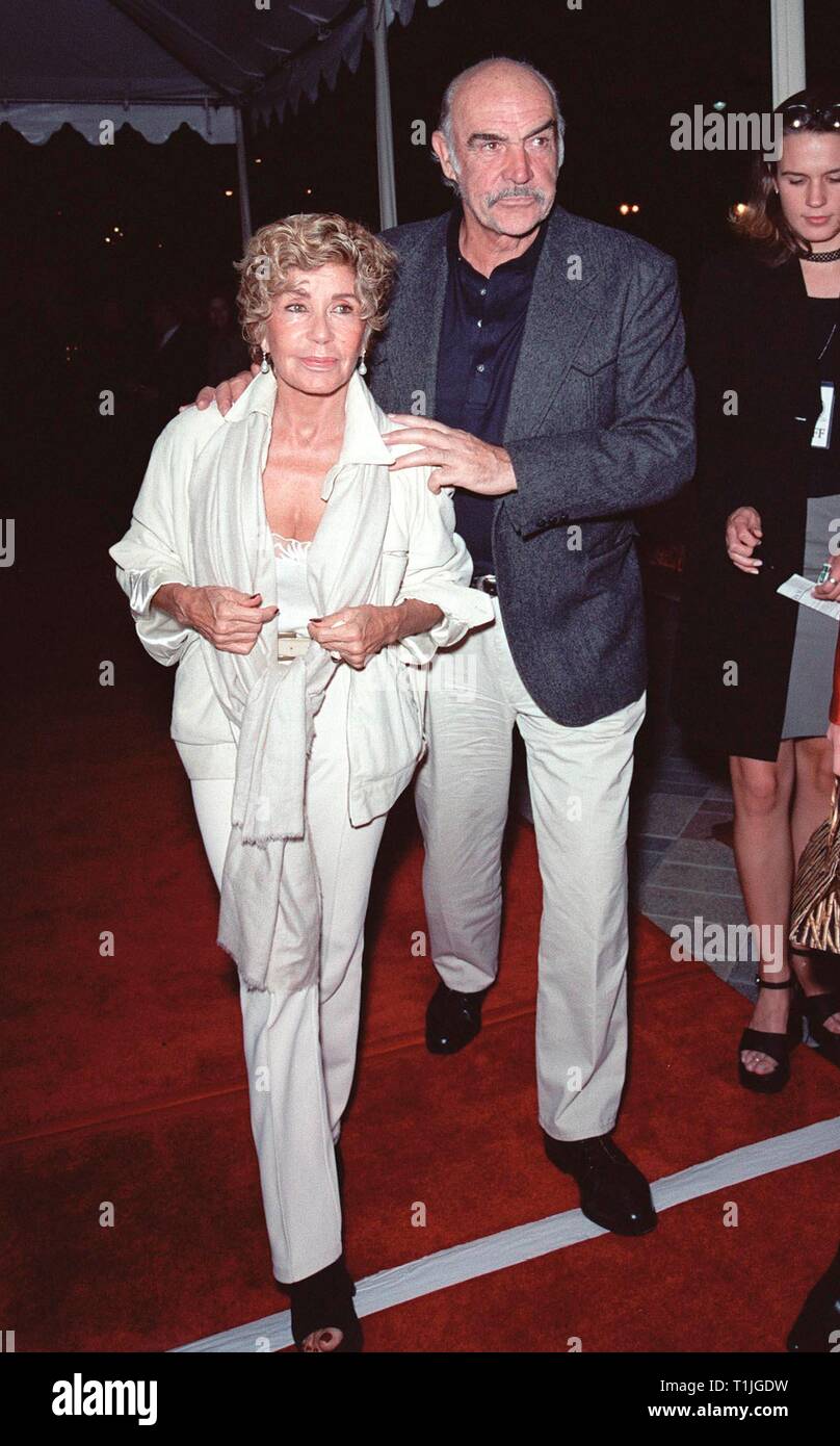 LOS ANGELES, CA - September 21, 1999: Actor SEAN CONNERY & wife ...