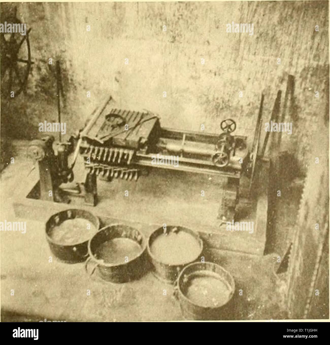 Discovery reports (1954) Discovery reports discoveryreports26inst Year ... Discovery reports (1954) Discovery reports discoveryreports26inst Year ...