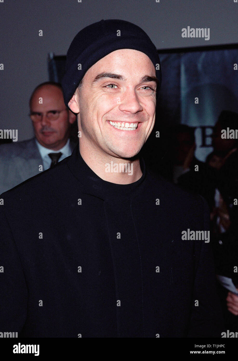 LAS VEGAS, NV. October 28, 1999: Pop star Robbie Williams at The WB ...