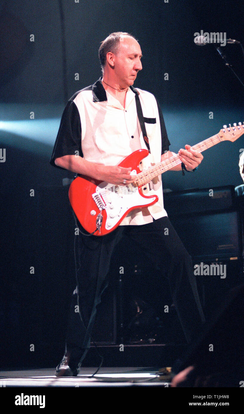 LAS VEGAS, NV. October 29, 1999: : Rock supergroup THE WHO's Pete ...
