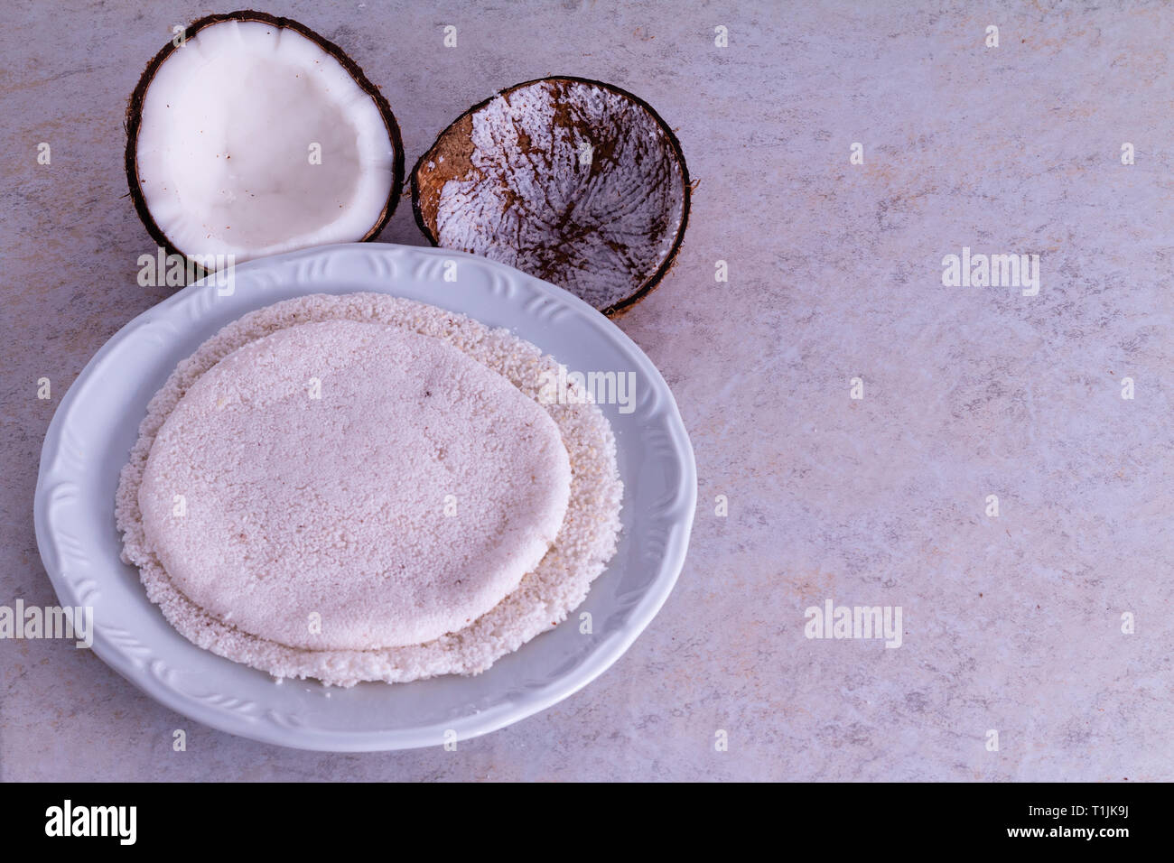 Tapioca with coconut in white background Stock Photo - Alamy