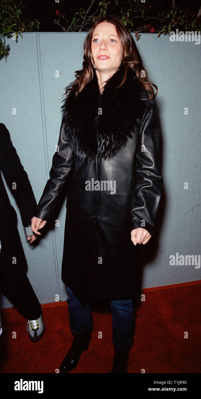 Dogma ben affleck matt damon hi-res stock photography and images - Alamy