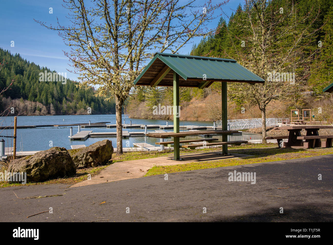 Clackamas river marina docking station in rural Oregon Stock Photo - Alamy
