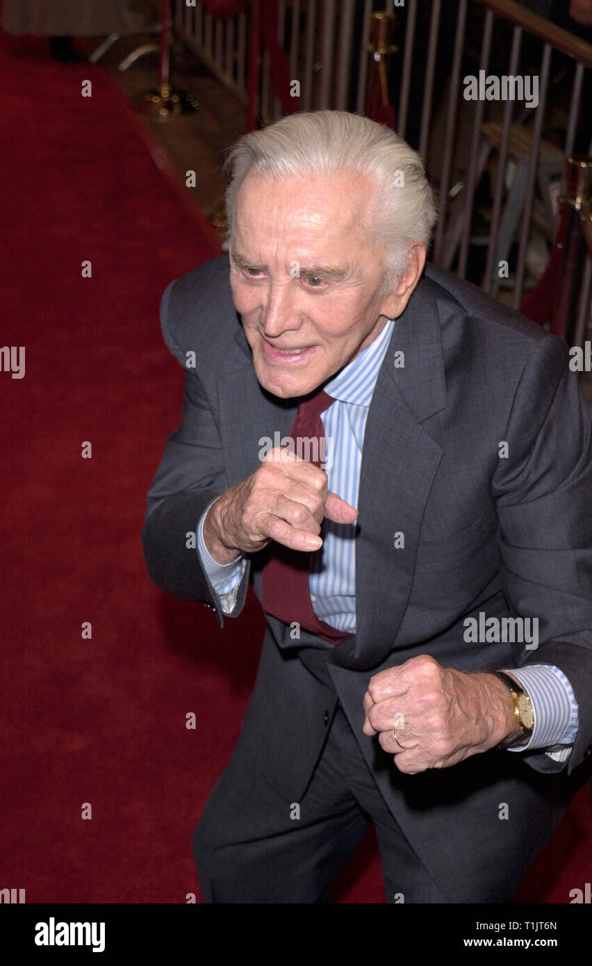 LOS ANGELES, CA. December 05, 1999: Actor Kirk Douglas at the Los ...