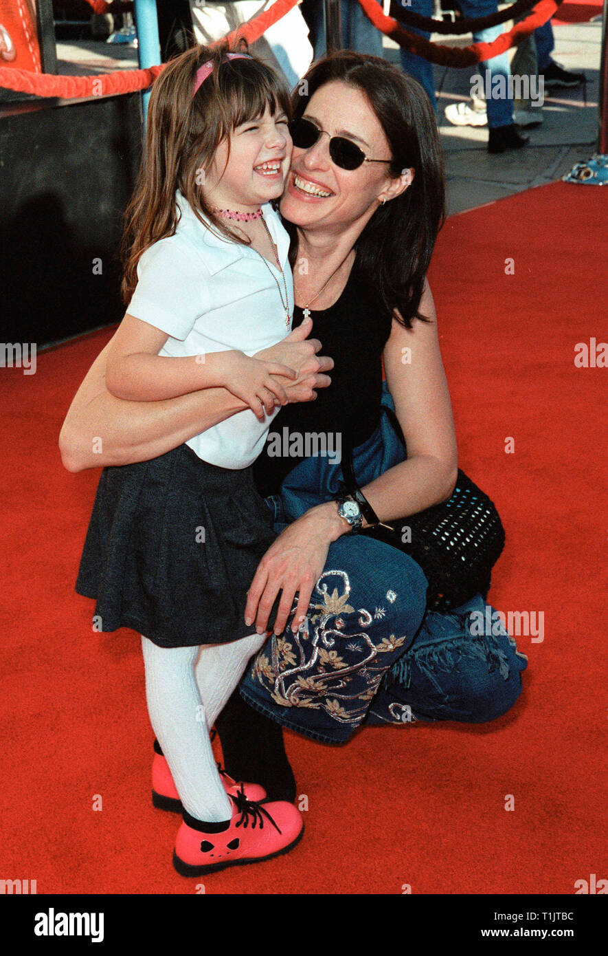 LOS ANGELES, CA. December 05, 1999: Actress Mimi Rogers & daughter LUCY ...