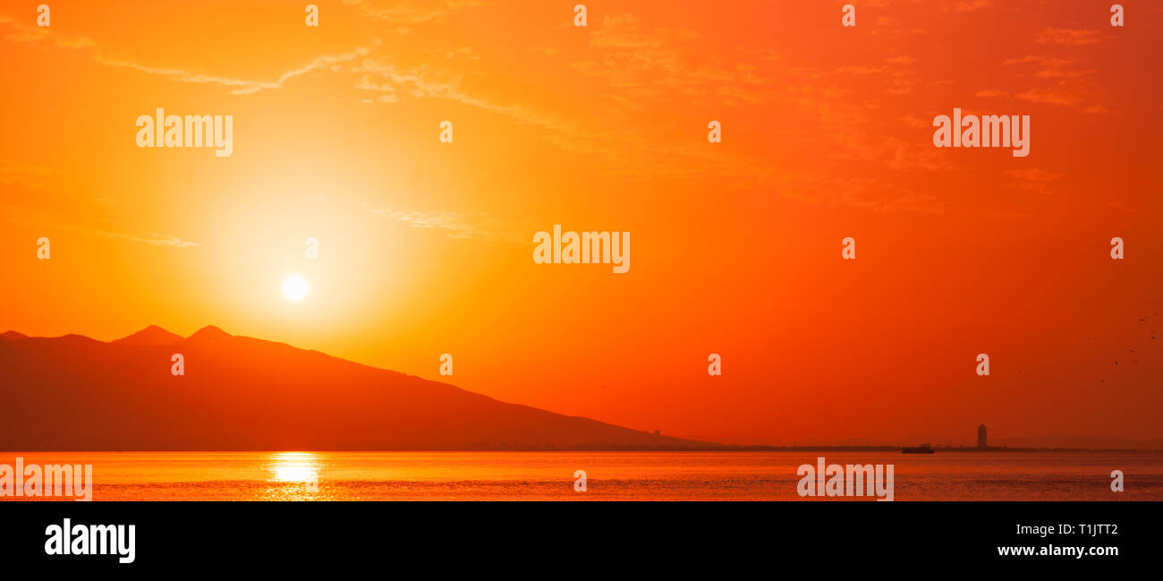 Izmir landscape hi-res stock photography and images - Alamy