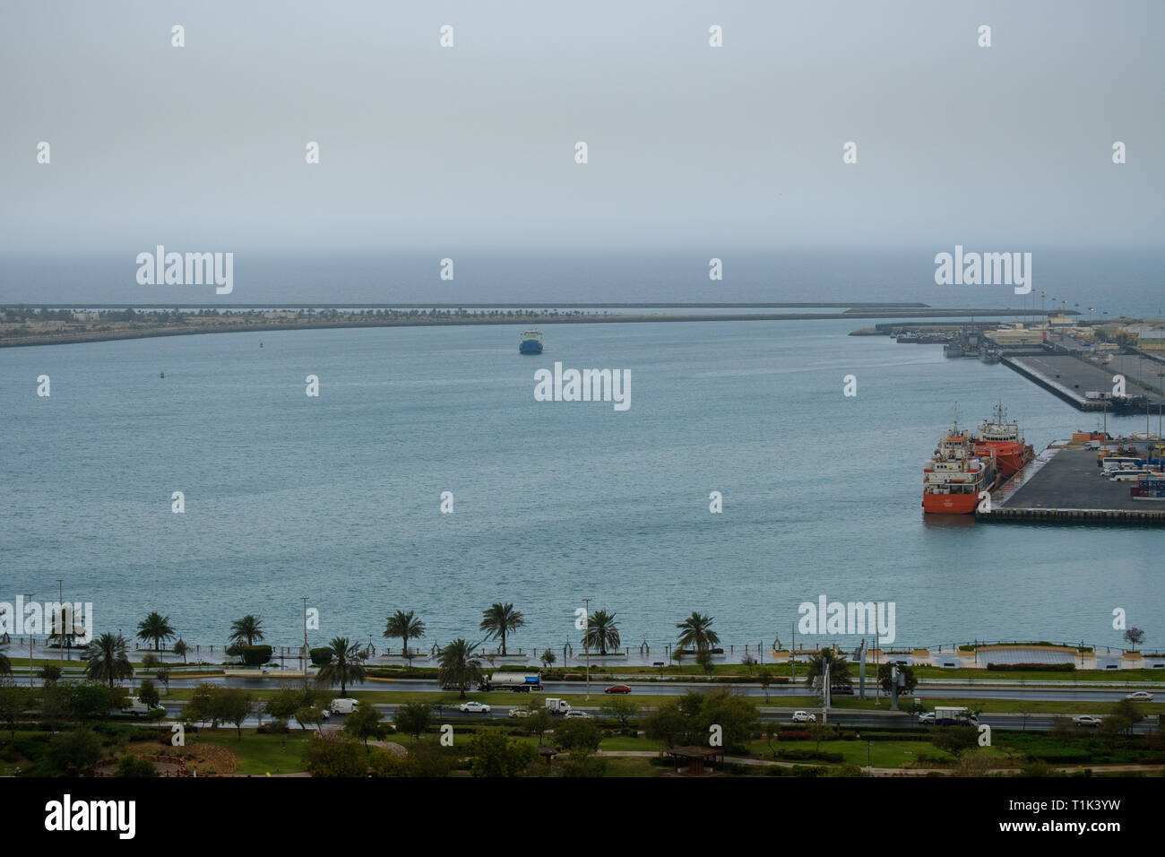 Abu dhabi mina zayed hi-res stock photography and images - Alamy