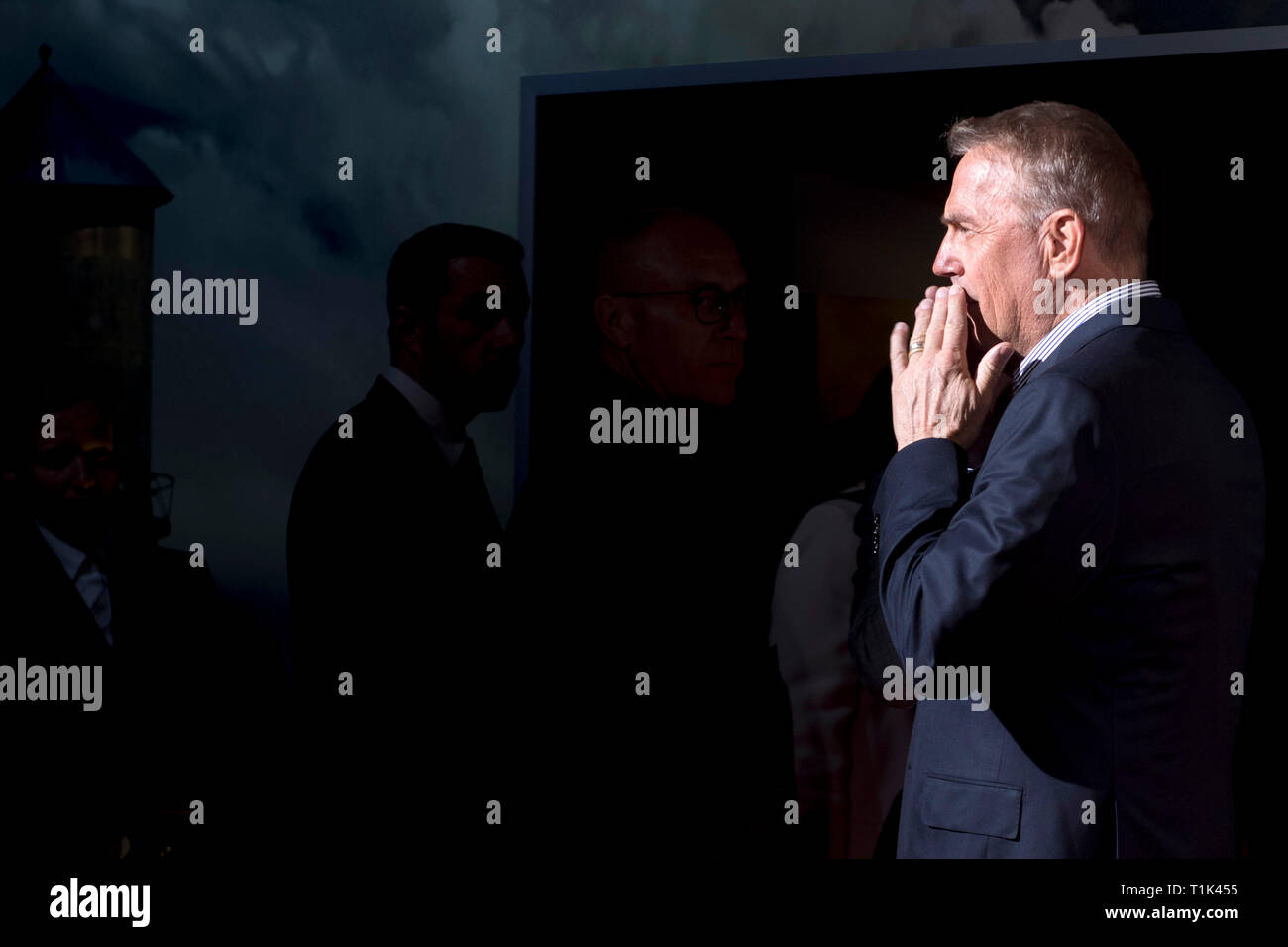 Madrid, Spanien. 25th Mar, 2019. Kevin Costner at the premiere of the ...