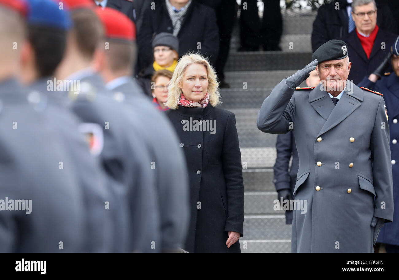 Schwerin, Germany. 27th Mar, 2019. Manuela Schwesig (SPD), Prime ...