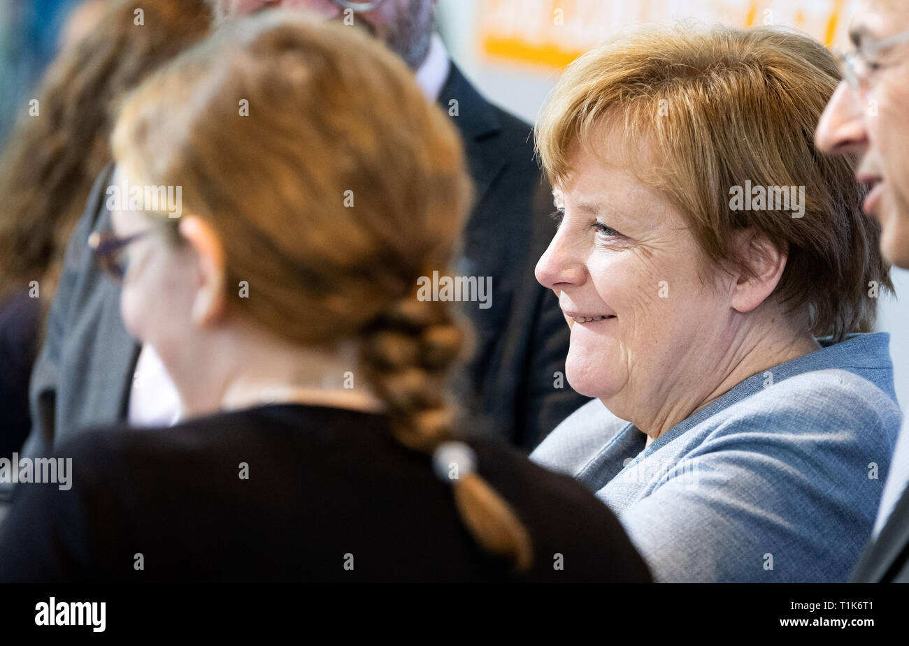 Angela merkel 2001 hi-res stock photography and images - Alamy