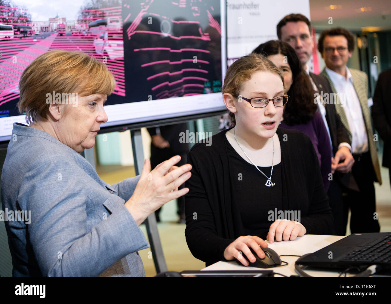 Angela merkel 2001 hi-res stock photography and images - Alamy