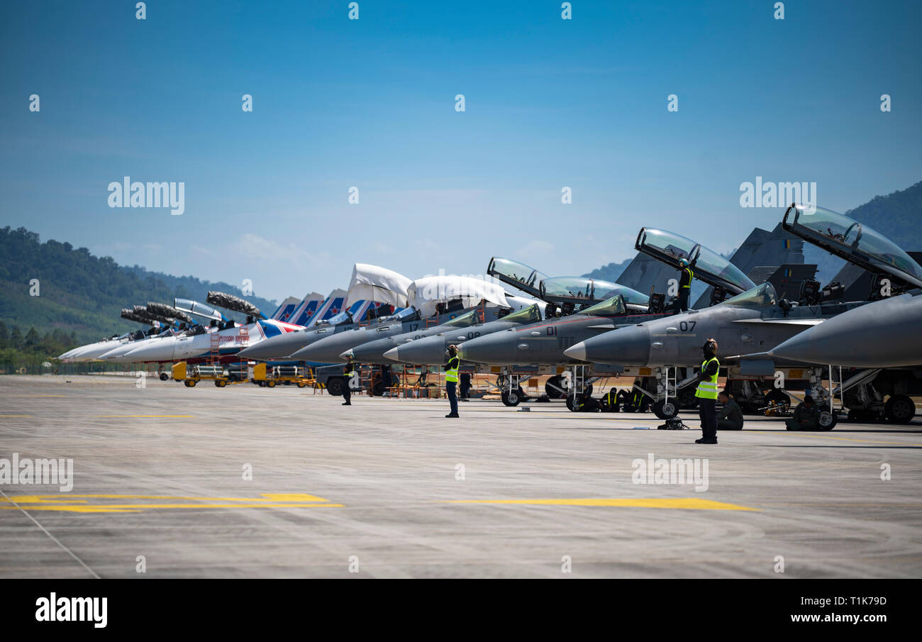 Langkawi international maritime and aerospace exhibition 2019 hi-res ...