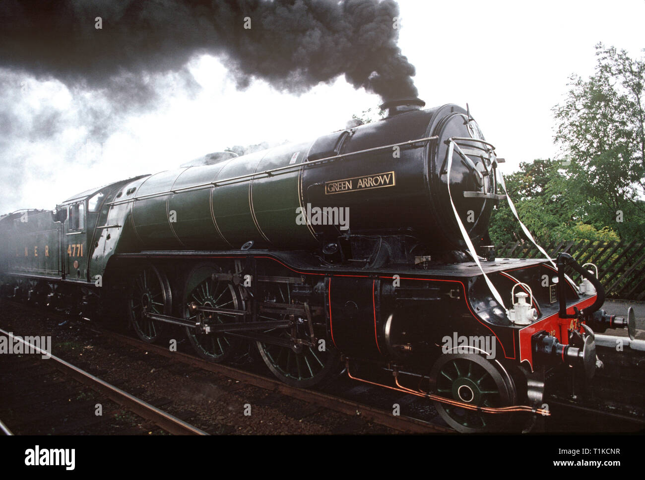 Green Arrow LNER steam locomotive at Appleby railway station on the ...