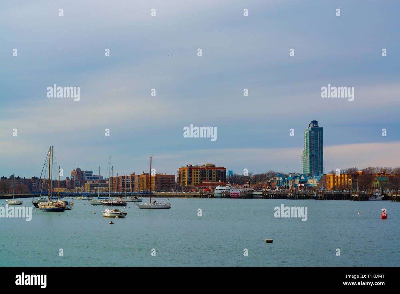 Sheepshead bay marina hi-res stock photography and images - Alamy