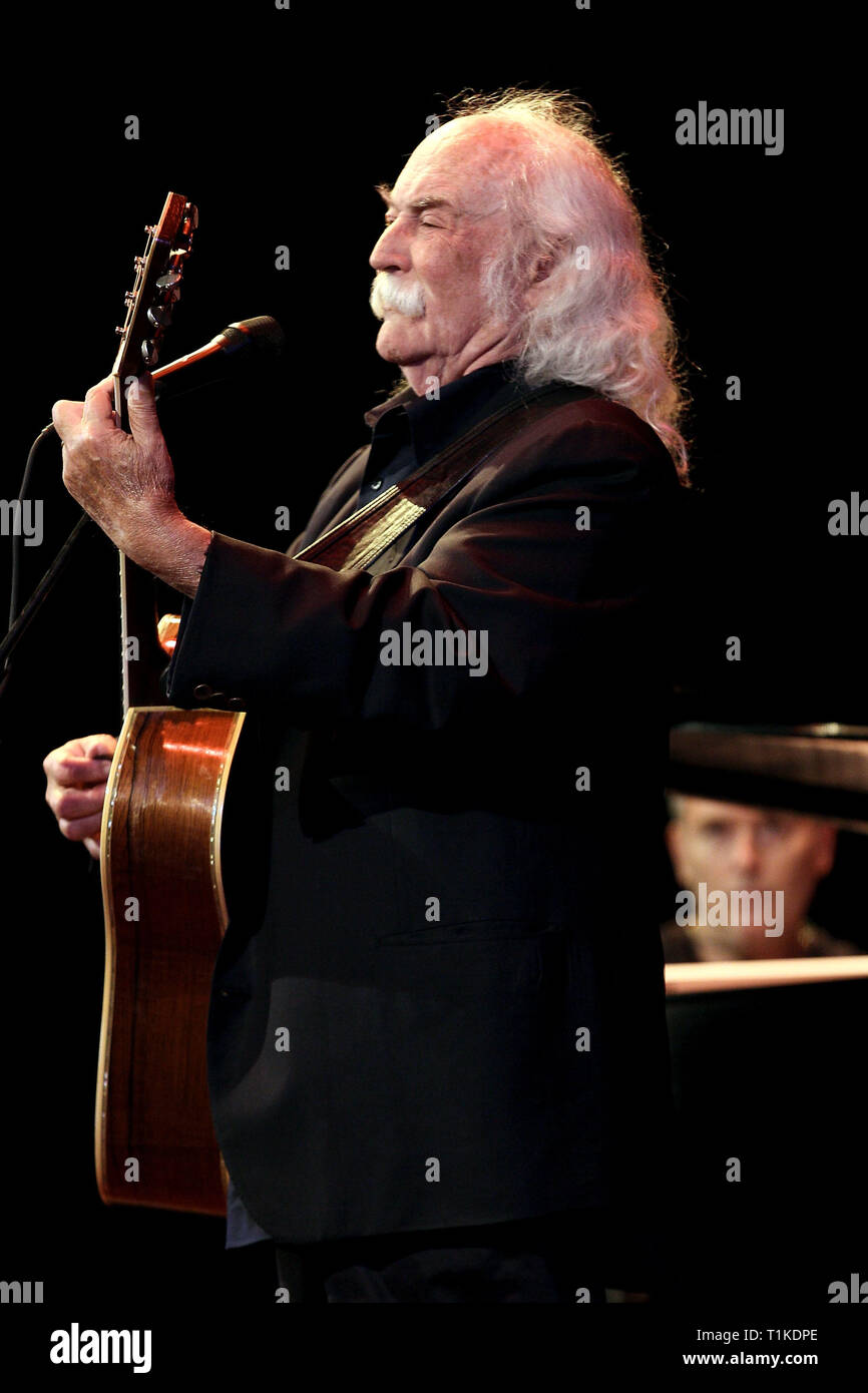 Poughkeepsie, NY, USA. 20 Aug, 2016. David Crosby, performs at The ...