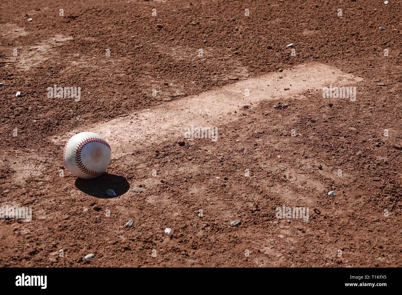 Pitchers mound hi-res stock photography and images - Alamy