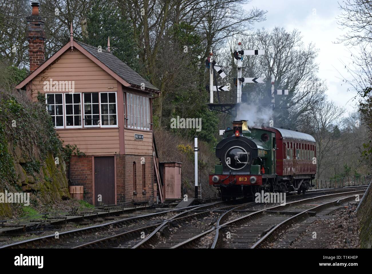 Great Western steam locomotive 813 passes Bewdley south signal Box at ...