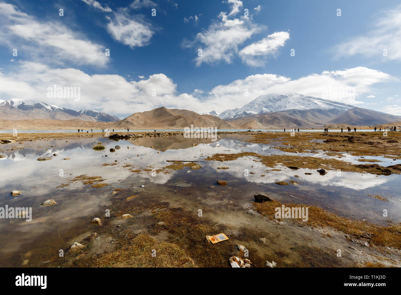 Xinjiang landscape hi-res stock photography and images - Alamy