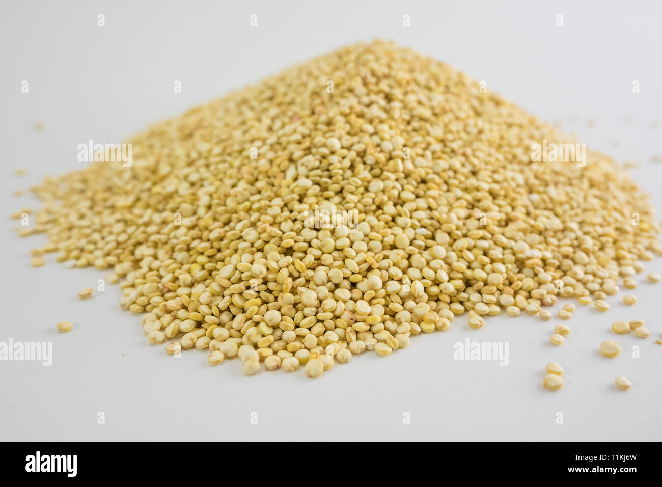 Mountain of Quinoa Seeds, white background of Quinoa seeds. Quinoa ...