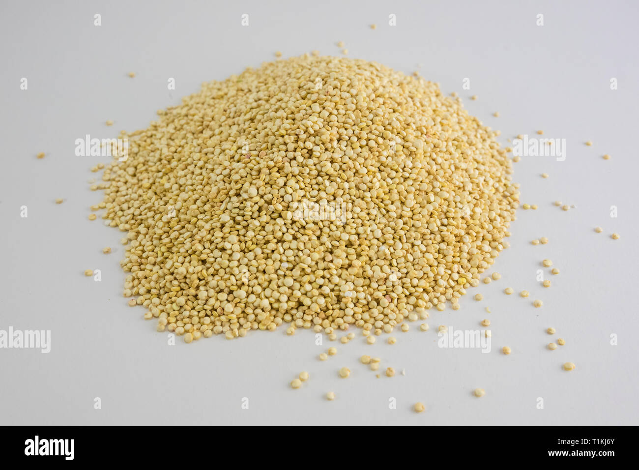 Mountain of Quinoa Seeds, white background of Quinoa seeds. Quinoa ...