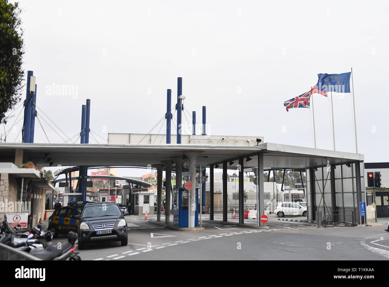 Border gibraltar hi-res stock photography and images - Alamy