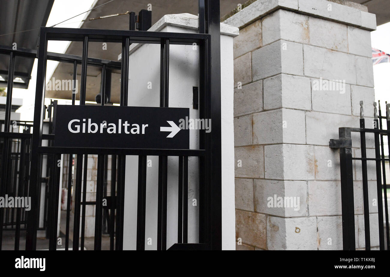 General view of the Border/Passport control crossing in Gibraltar Stock ...
