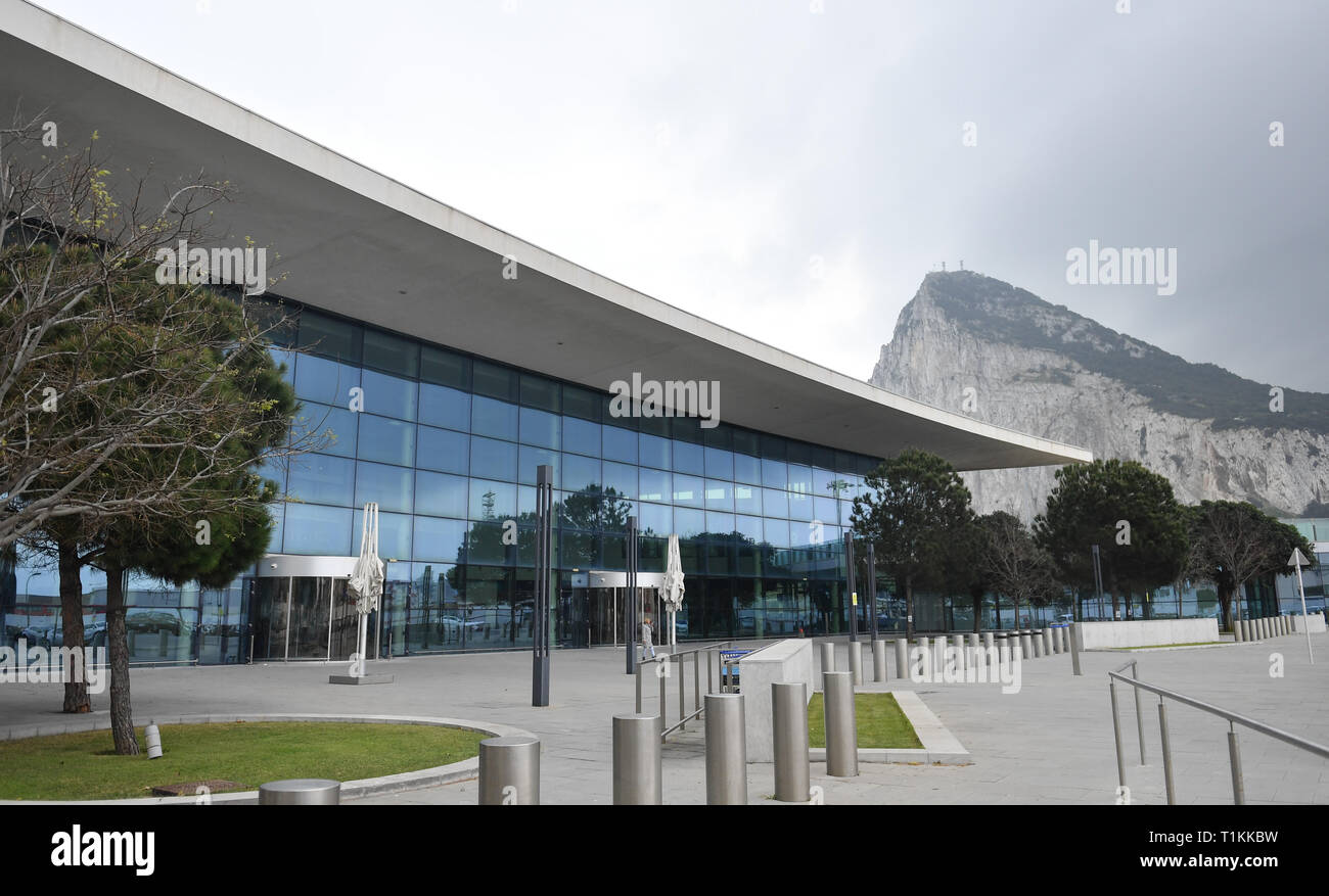 Gibraltar airport ? gibraltar hi-res stock photography and images - Alamy