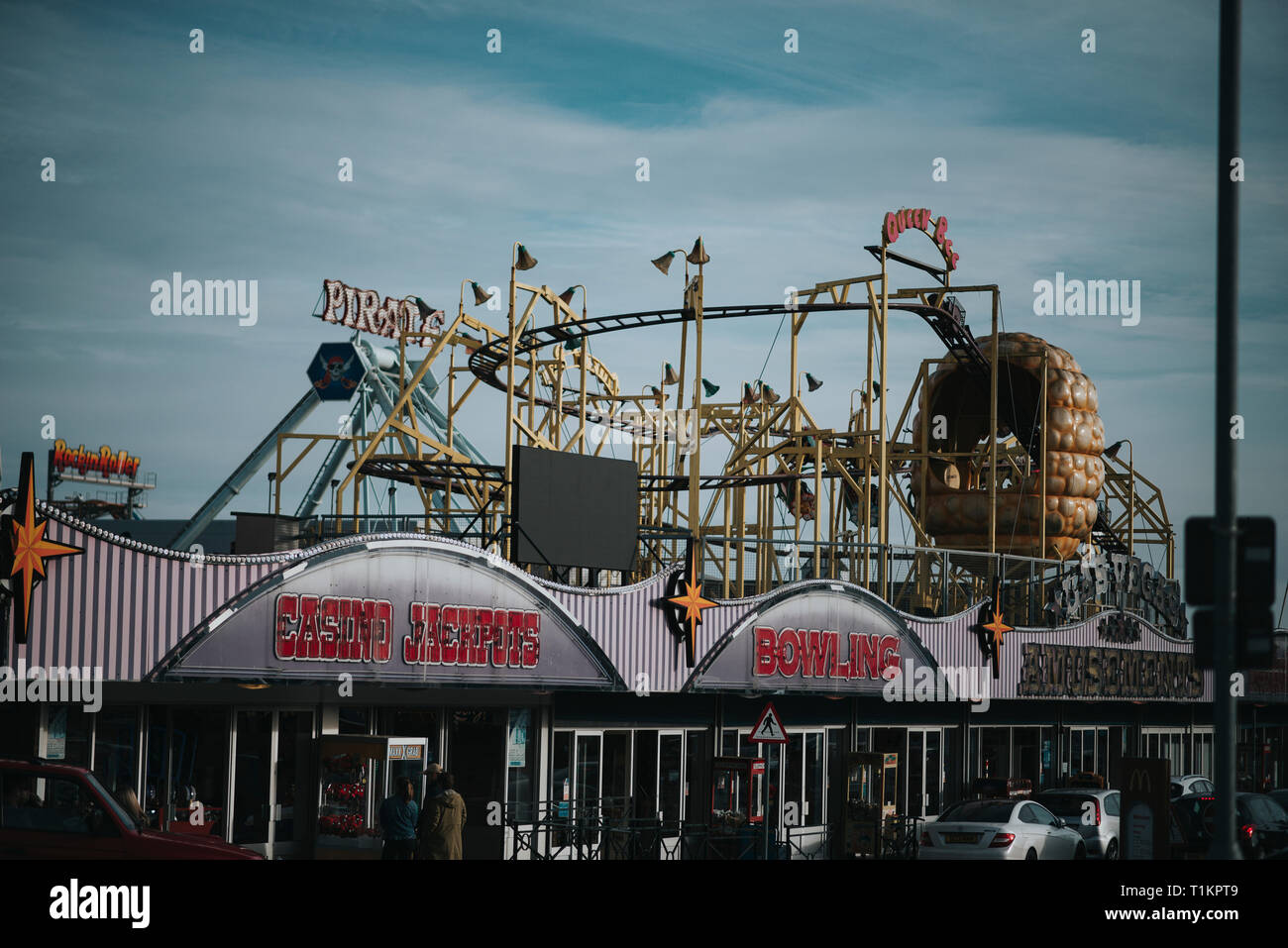Skegness fun fair hi-res stock photography and images - Alamy