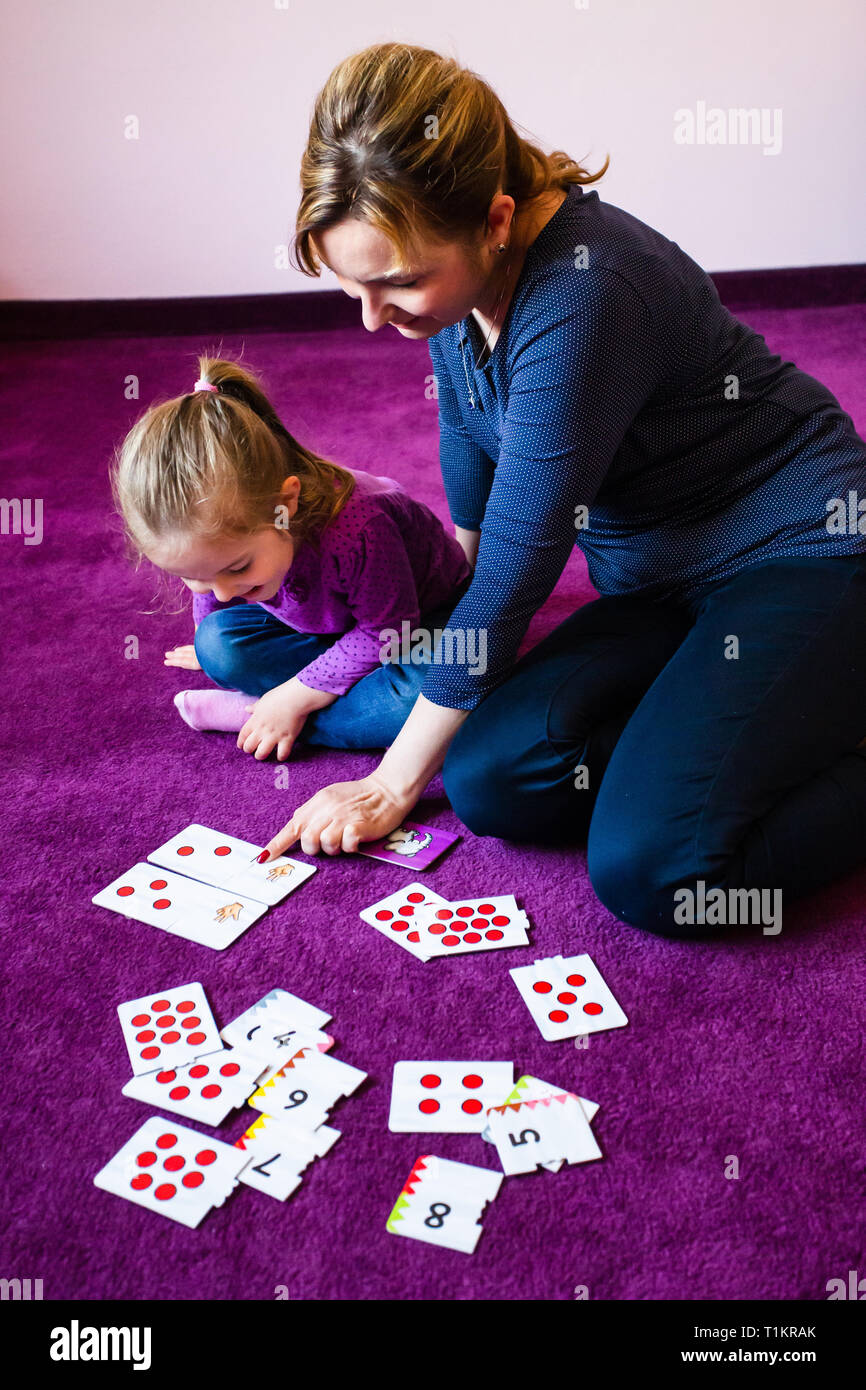 Girl counting math hi-res stock photography and images - Alamy