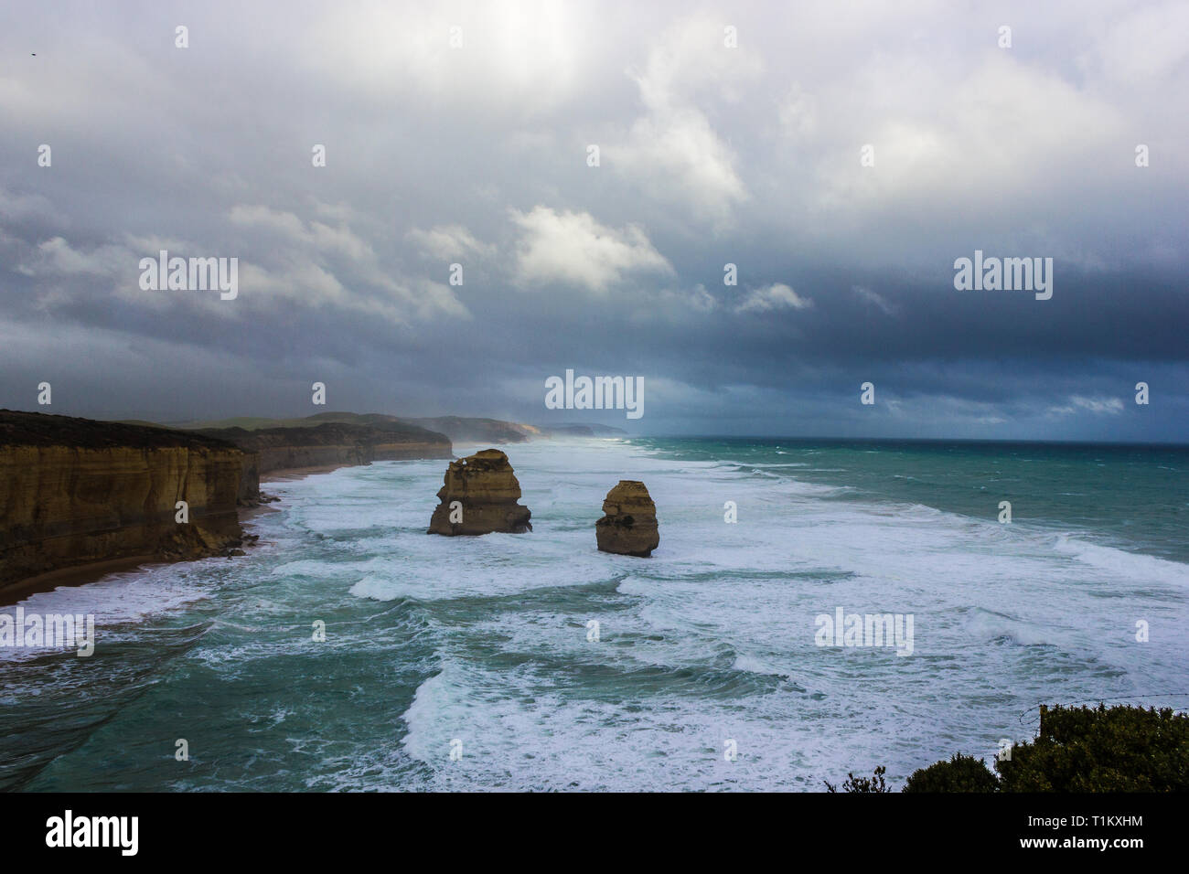 Famous cliffs at 12 Apostel, Beautiful landscape natural attraction. On ...