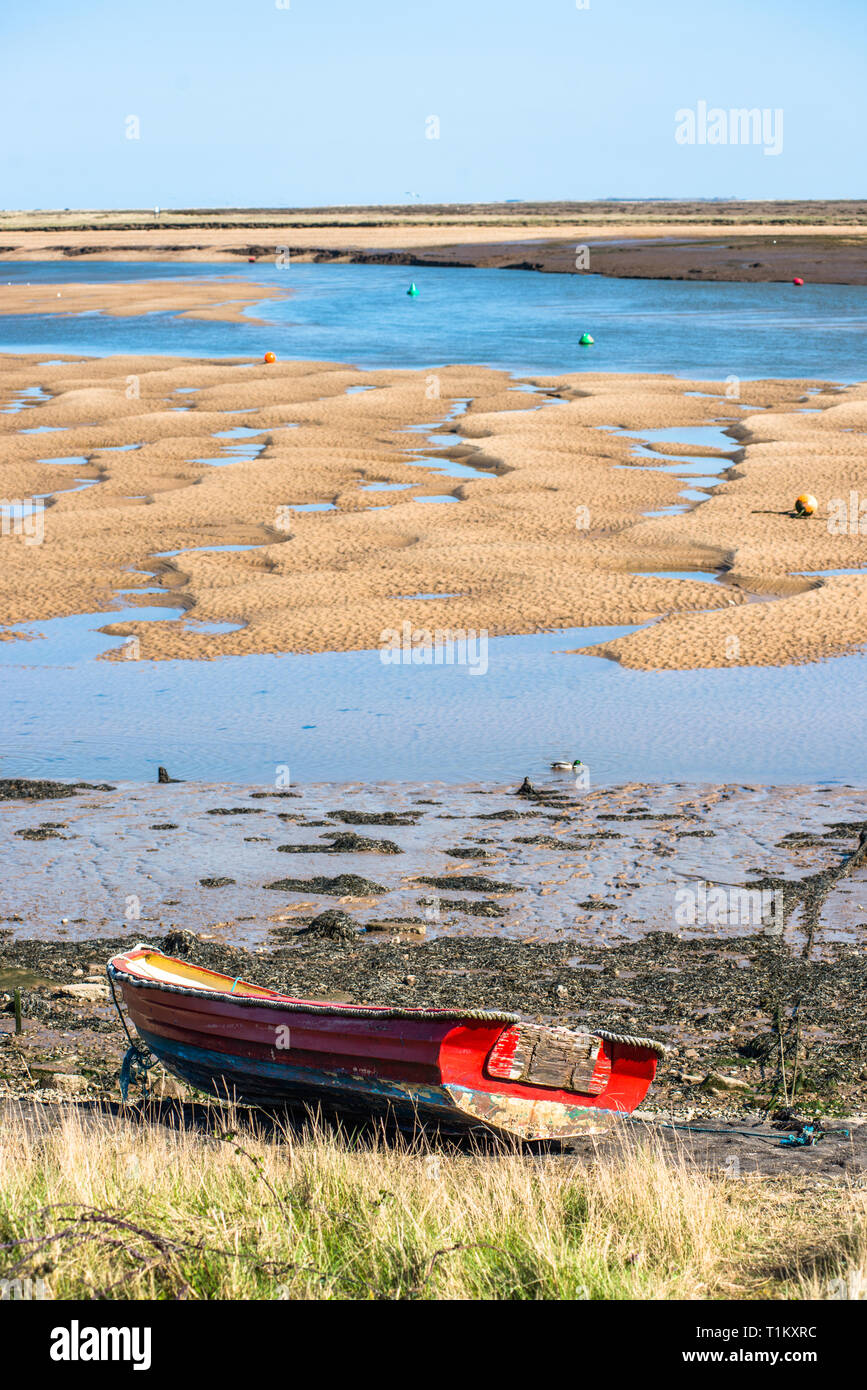 English sea close up hi-res stock photography and images - Alamy