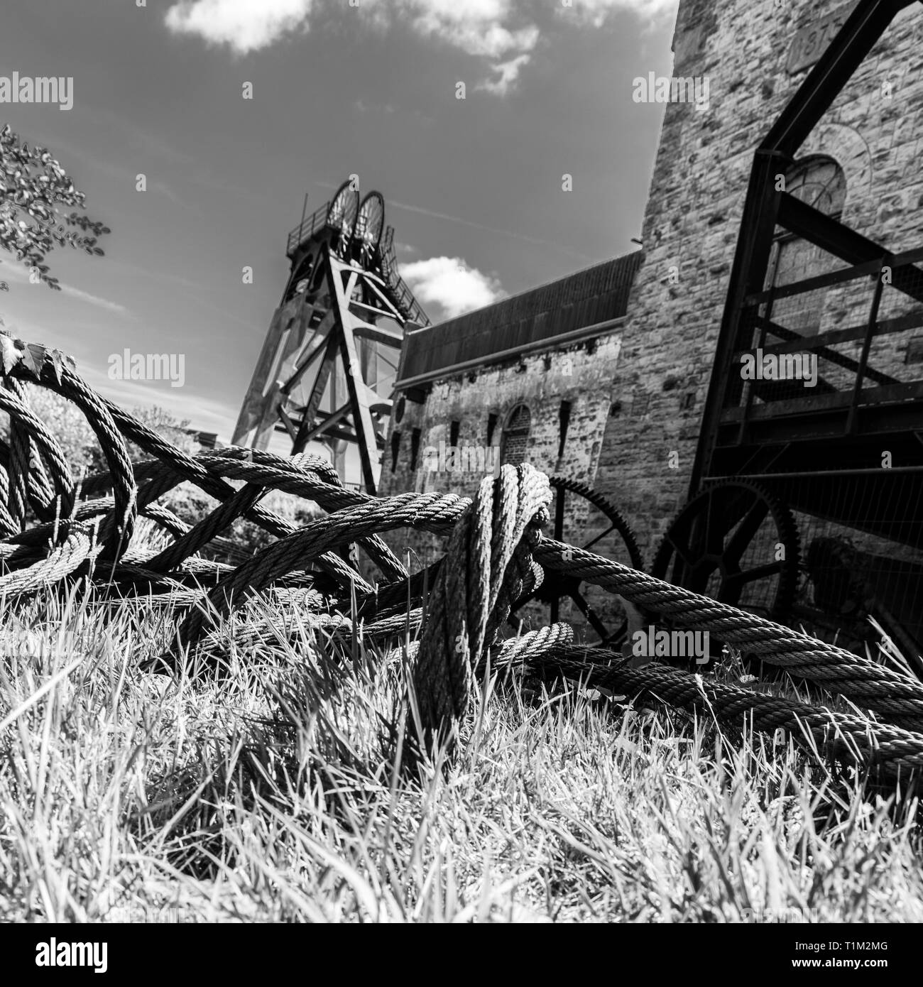Old colliery buildings hi-res stock photography and images - Alamy