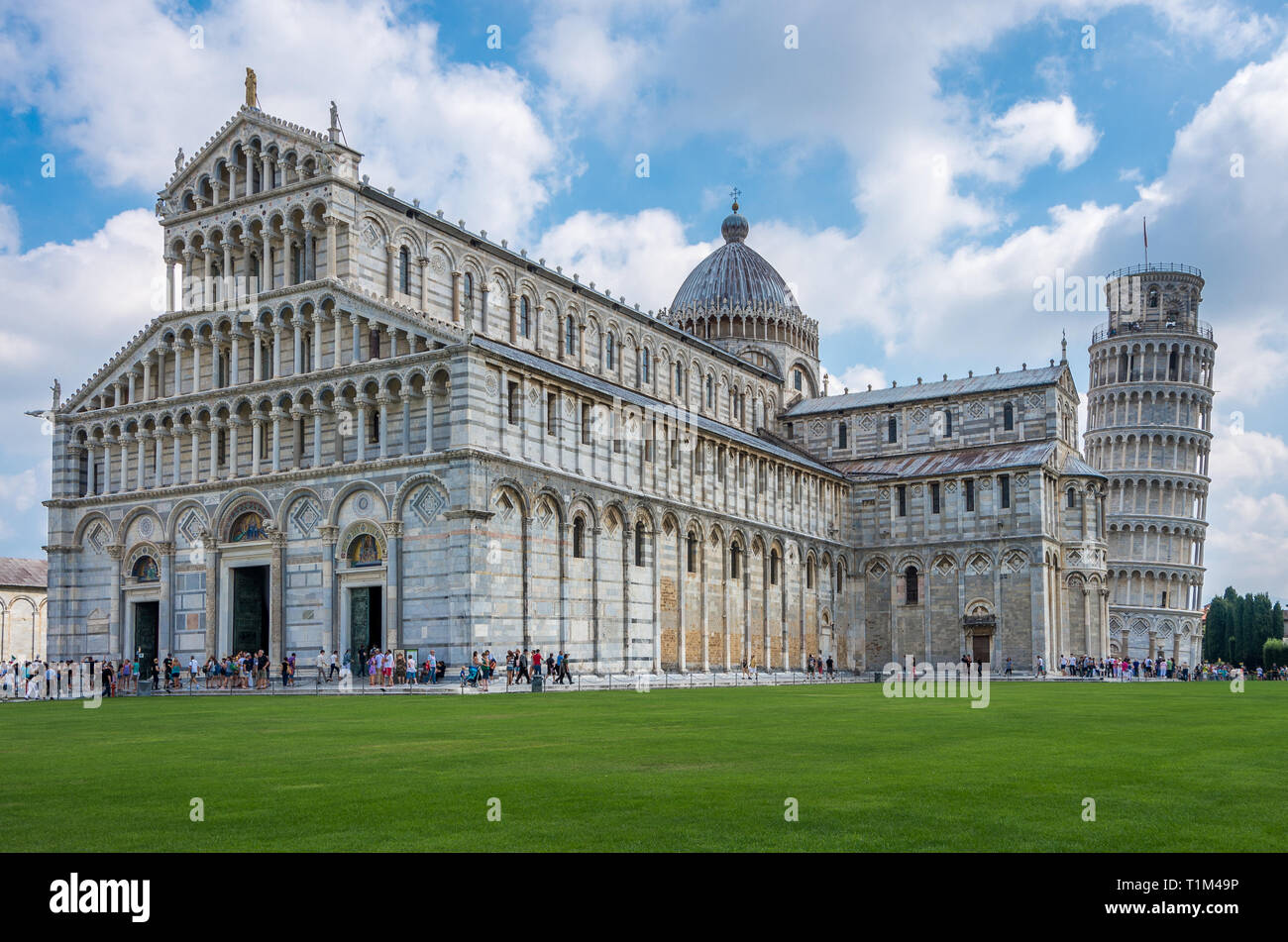 Pisa cathedral complex hi-res stock photography and images - Alamy