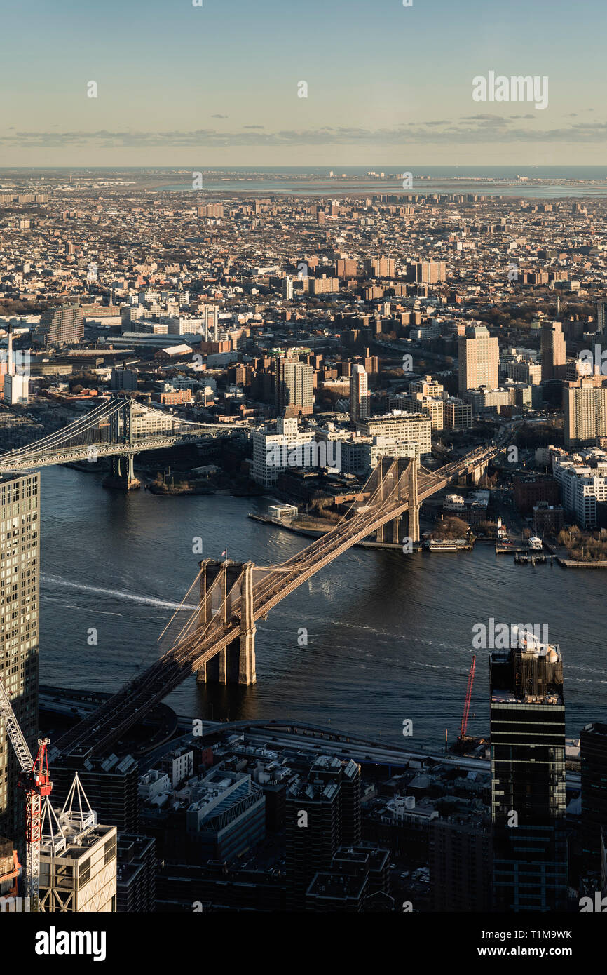Vertical aerial view brooklyn bridge hi-res stock photography and ...