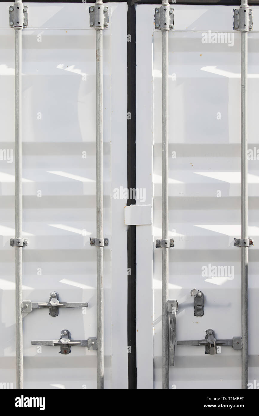 Shipping container doors hi-res stock photography and images - Alamy