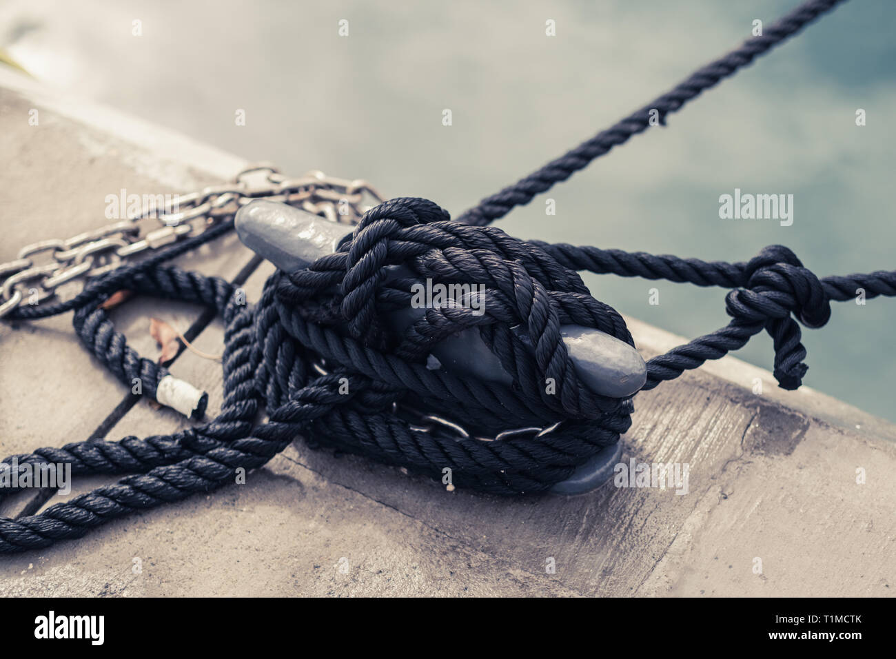 Black rope hi-res stock photography and images - Alamy