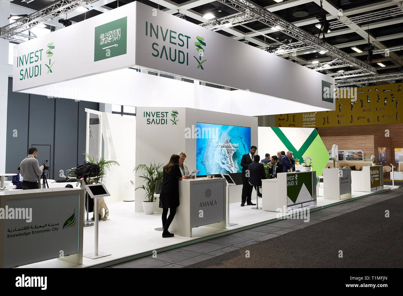 Vision 2030 in saudi arabia hi-res stock photography and images - Alamy