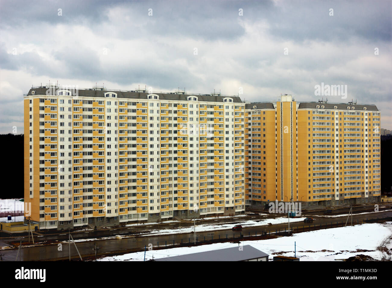 Habitable buildings hi-res stock photography and images - Alamy
