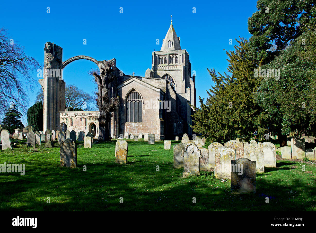 Crowland abbey hi-res stock photography and images - Alamy