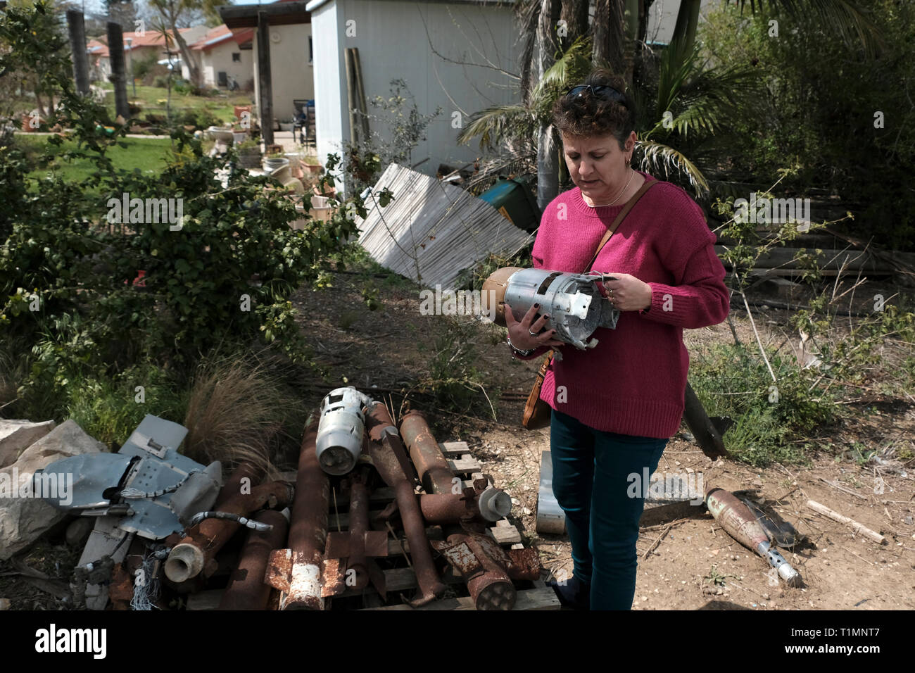 Mortar shells hi-res stock photography and images - Alamy