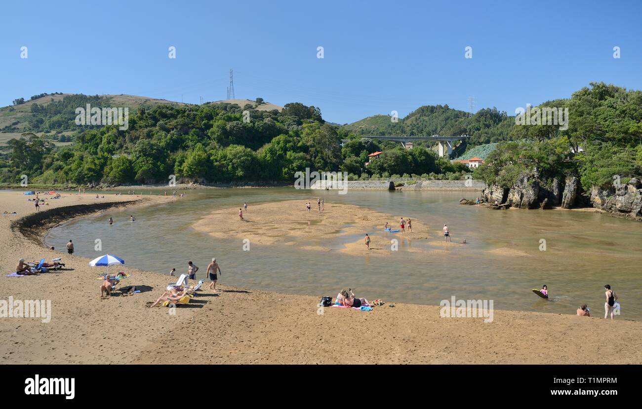 River bathing hi-res stock photography and images - Alamy