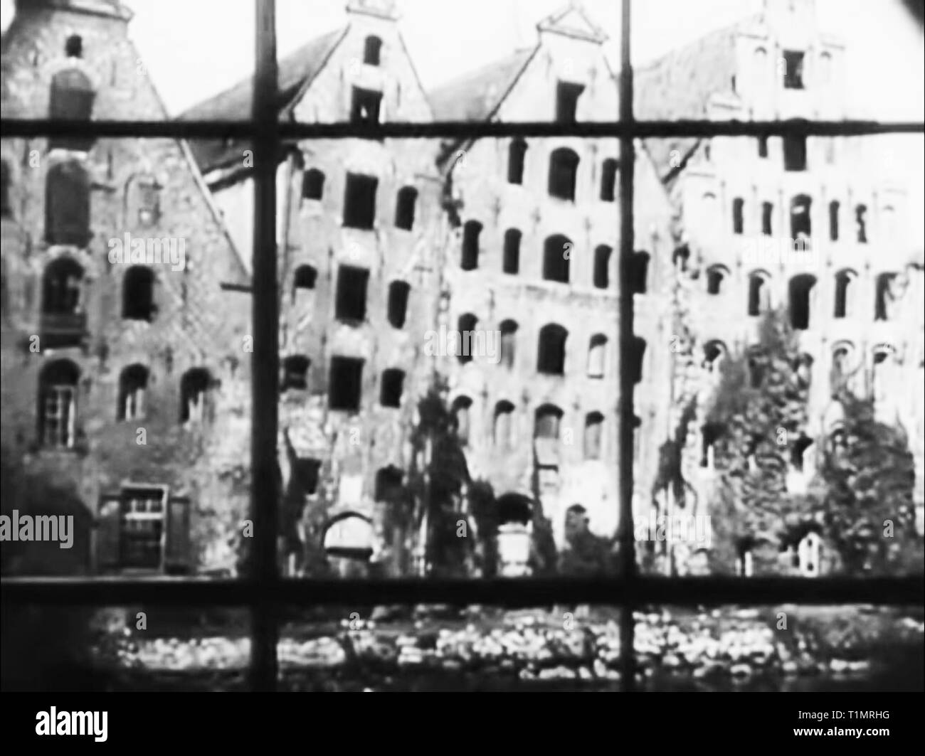 Nosferatu german film 1922 vintage screenshot Stock Photo - Alamy