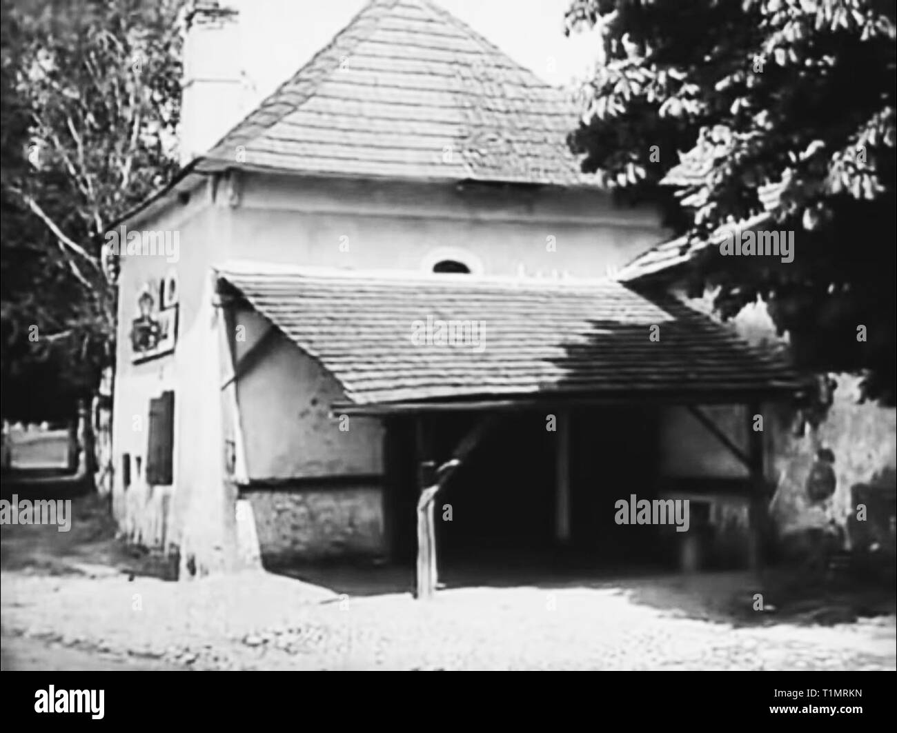 Nosferatu german film 1922 vintage screenshot Stock Photo - Alamy