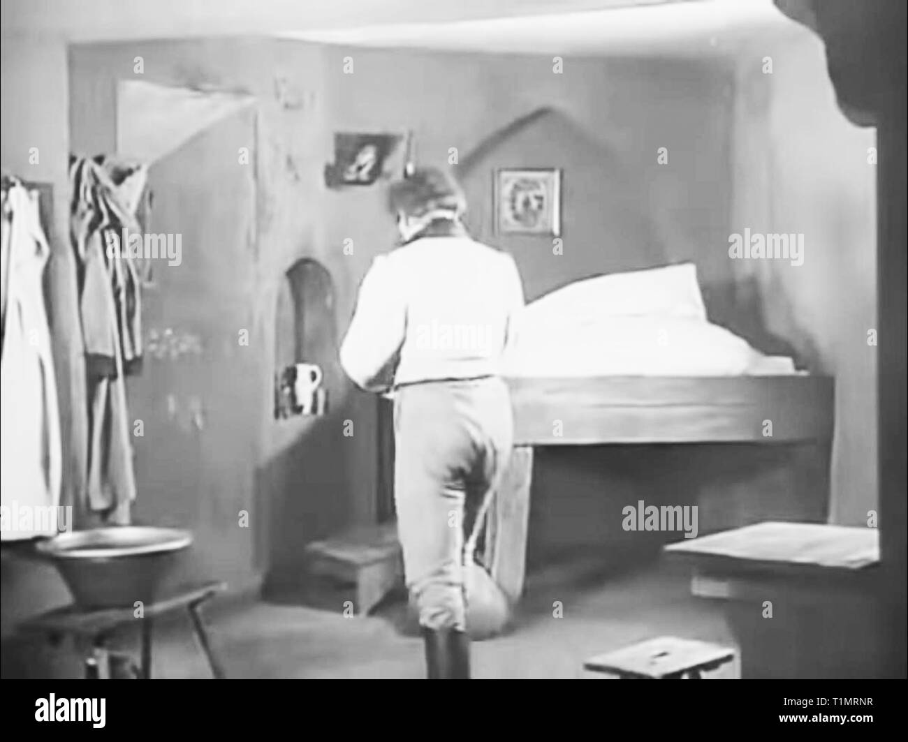 Vintage screen from Nosferatu 1922 movie starring Max Schreck and ...